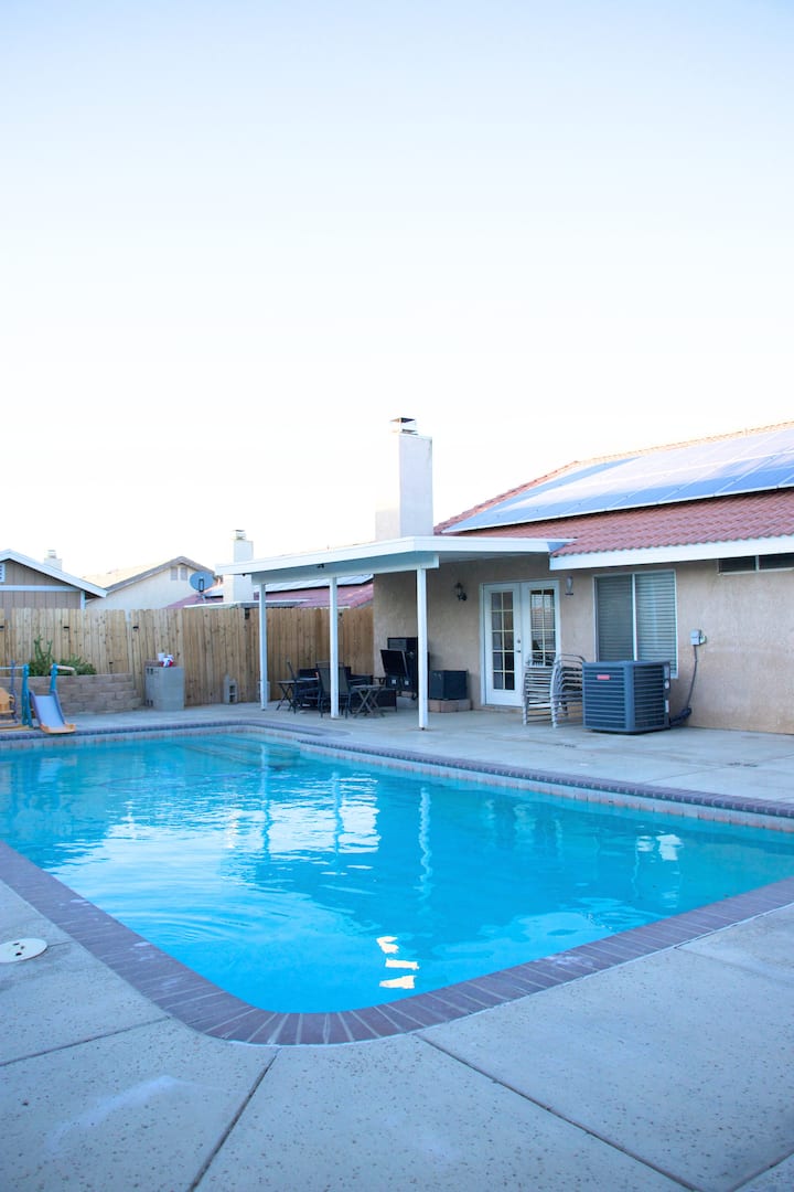 Eagle Ranch Oasis | Victorville Pool Getaway - Victorville, CA