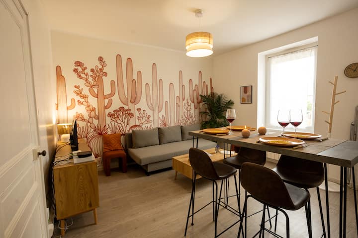 L’oasis – T2 • Ambiance Cactus Et Confort Moderne - Paimbœuf