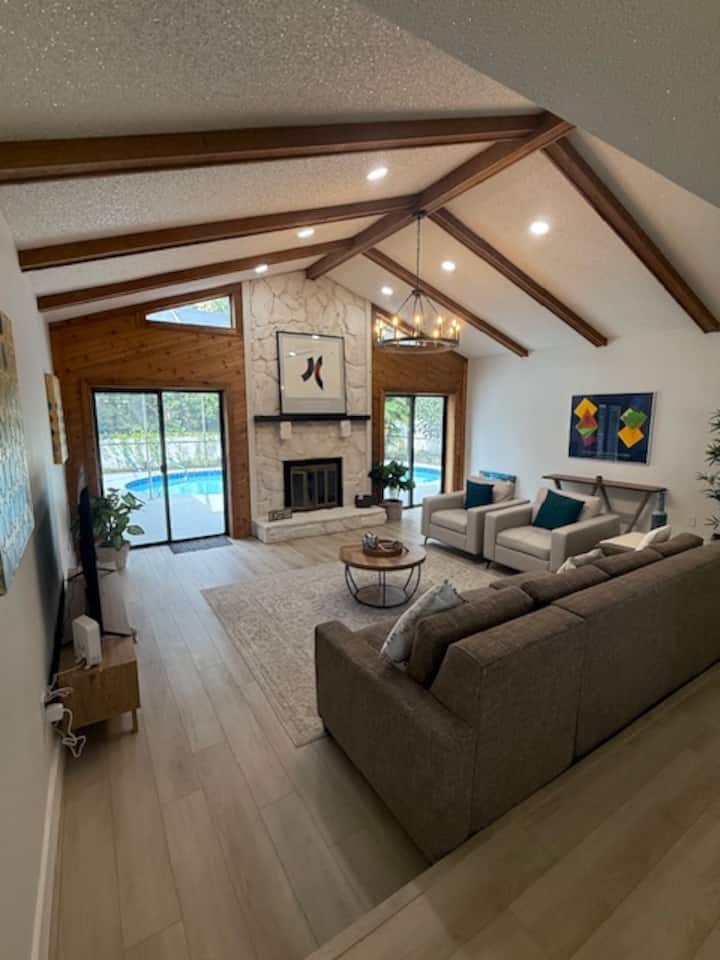 Gulf Serenity Stay Spanish Oasis W/ Pool & Beaches - Palm Harbor, FL
