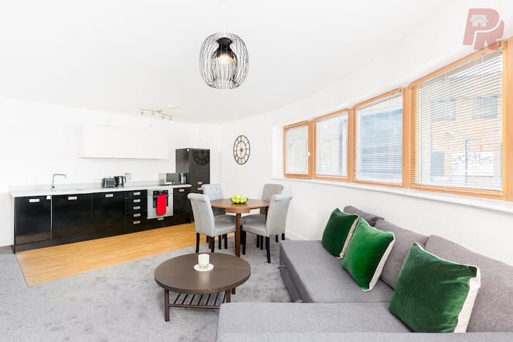 Post Box Apt | Bullring, Mailbox + Free Parking - Birmingham