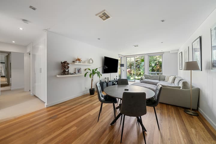 Designer 2br Bondi Apt — 2 Min Walk To The Beach - Bondi Beach