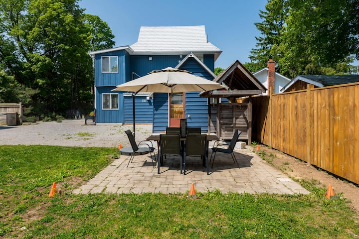 Luxury Farmhouse - Barrie