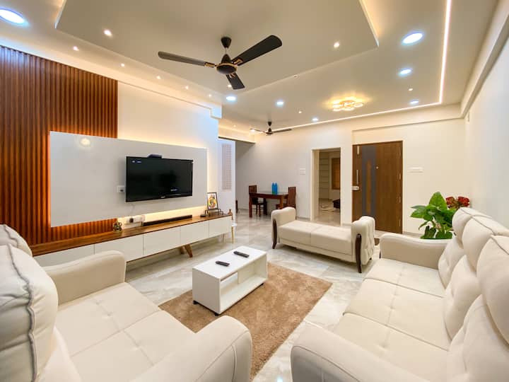 Fully Furnished 2bhk Luxury Flat Near Airport - Kolhapur