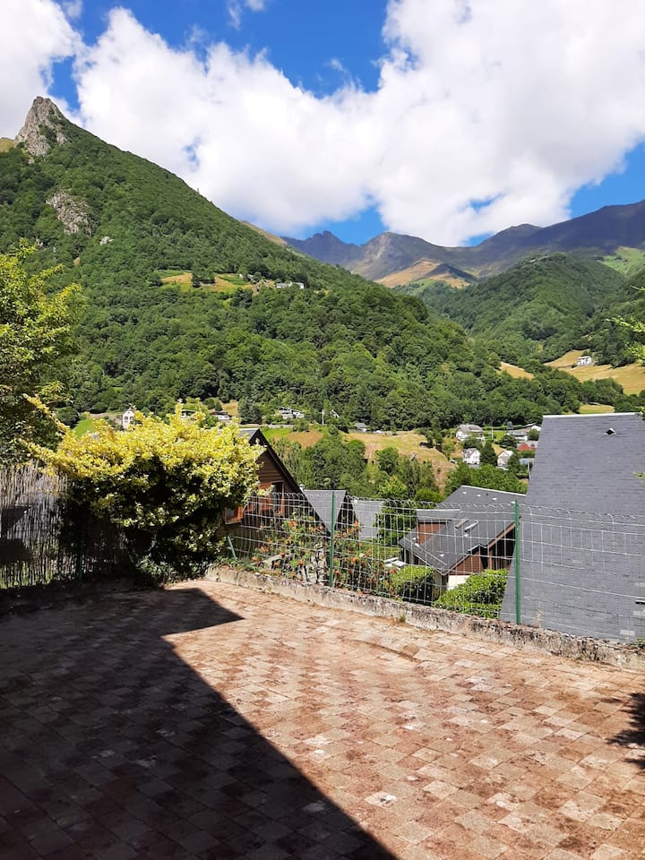 Chalet Au Calme Avec Vue Montagne - Cauterets