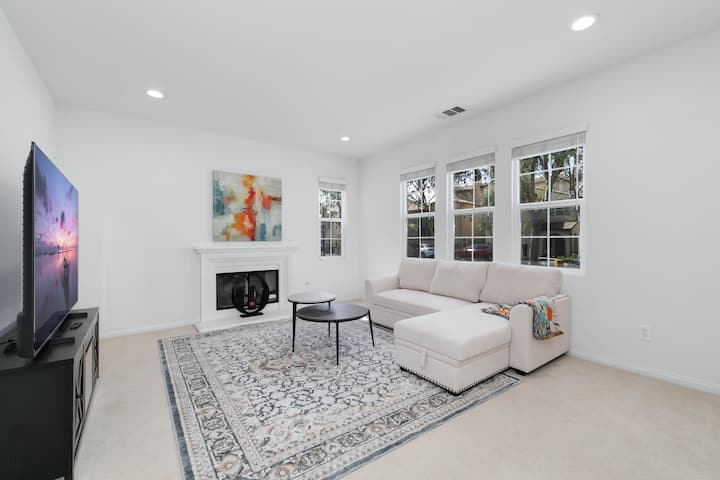 Spacious Modern Home|perfect For Families & Groups - 奇諾