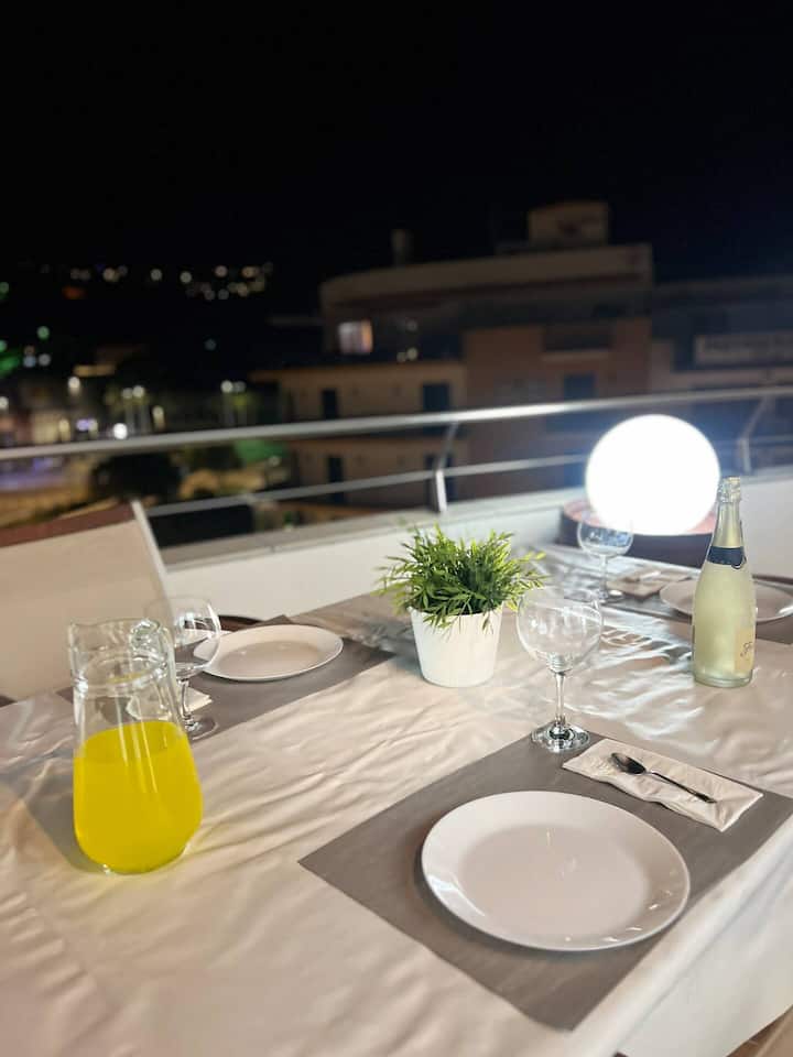Apartament Bonic Amb Terrassa A Tossa De Mar. - Tossa de Mar