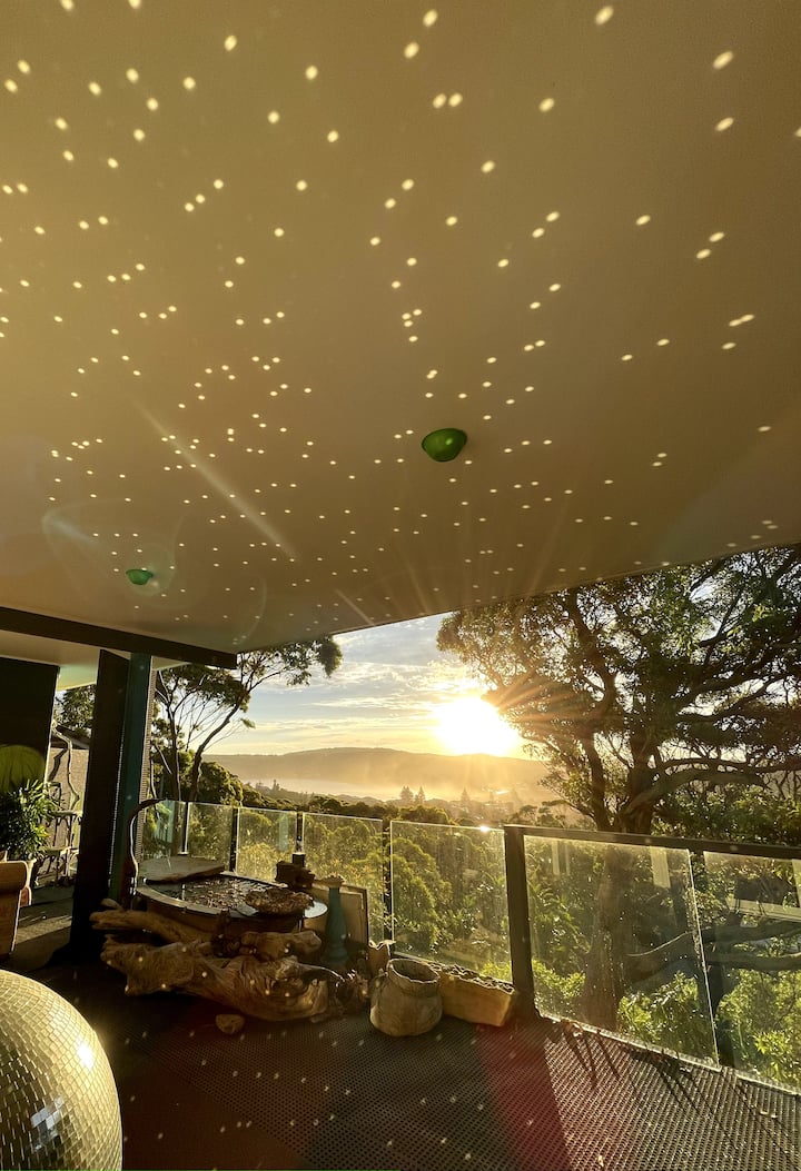 The Copa Treehouse • Ocean Views & 5 Min To Beach - Avoca Beach