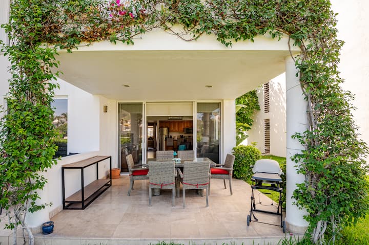 Stylish 2 Bed /2 Br Condo On The Golf Course - San José del Cabo