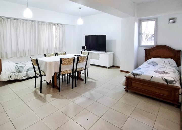 Departamento Céntrico A Metros De Plaza España - Mendoza