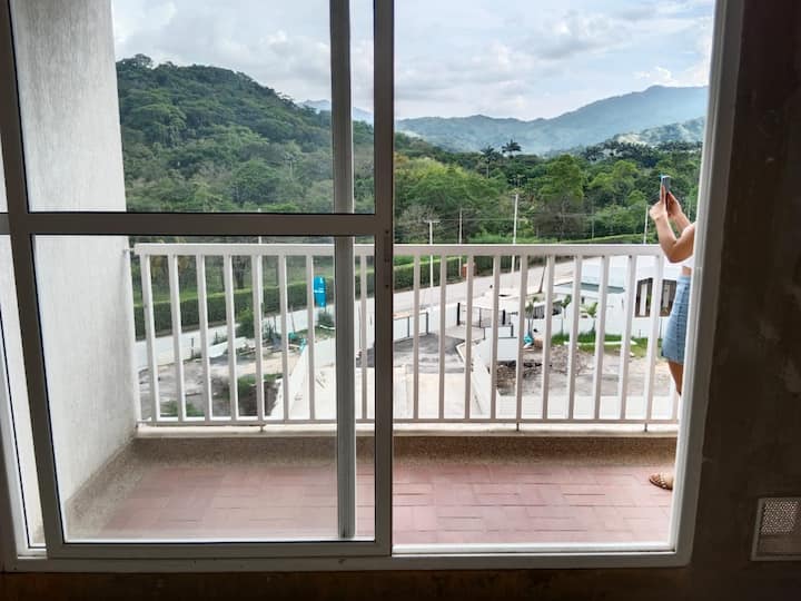 Villeta, Dulce Y Sensual - Villeta