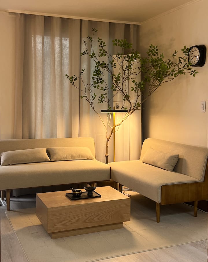 [역3분] 호텔급 청결/영등포시장역/공항직행/타임스퀘어/더현대/롯데마트/여의도·홍대 10분 - Zuid-Korea