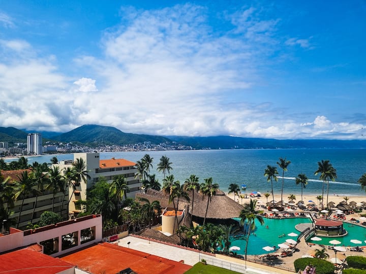 Amazing Oceanview In Hotel Zone (#0534) - Puerto Vallarta