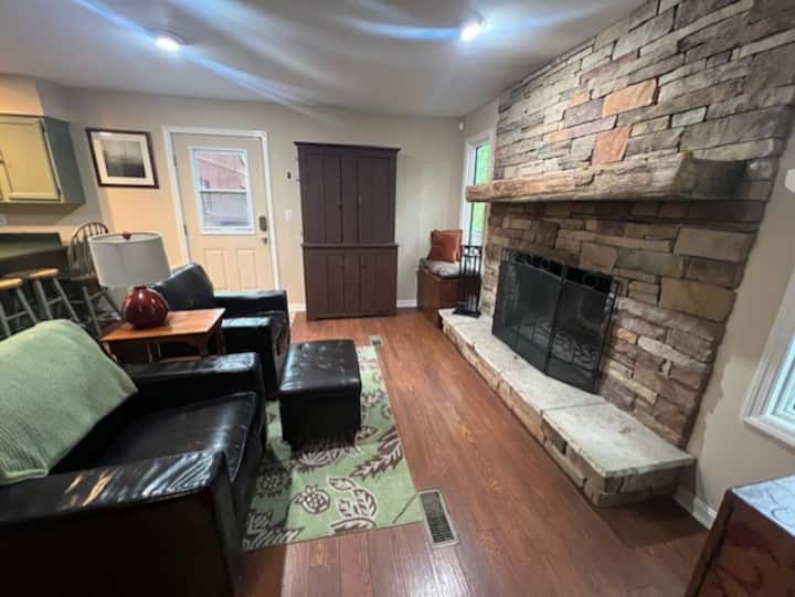 Sleepy Hollow Lake Front Home - Hickory Hills Lake, OH, United States