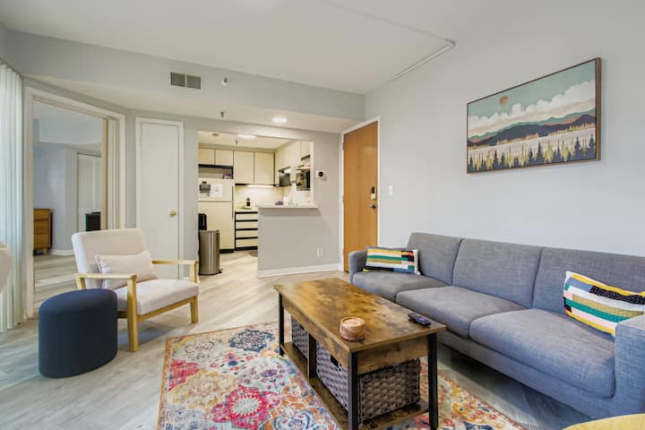 Bright & Clean. Midterm Stay Condo In Nashville. - Nashville, TN