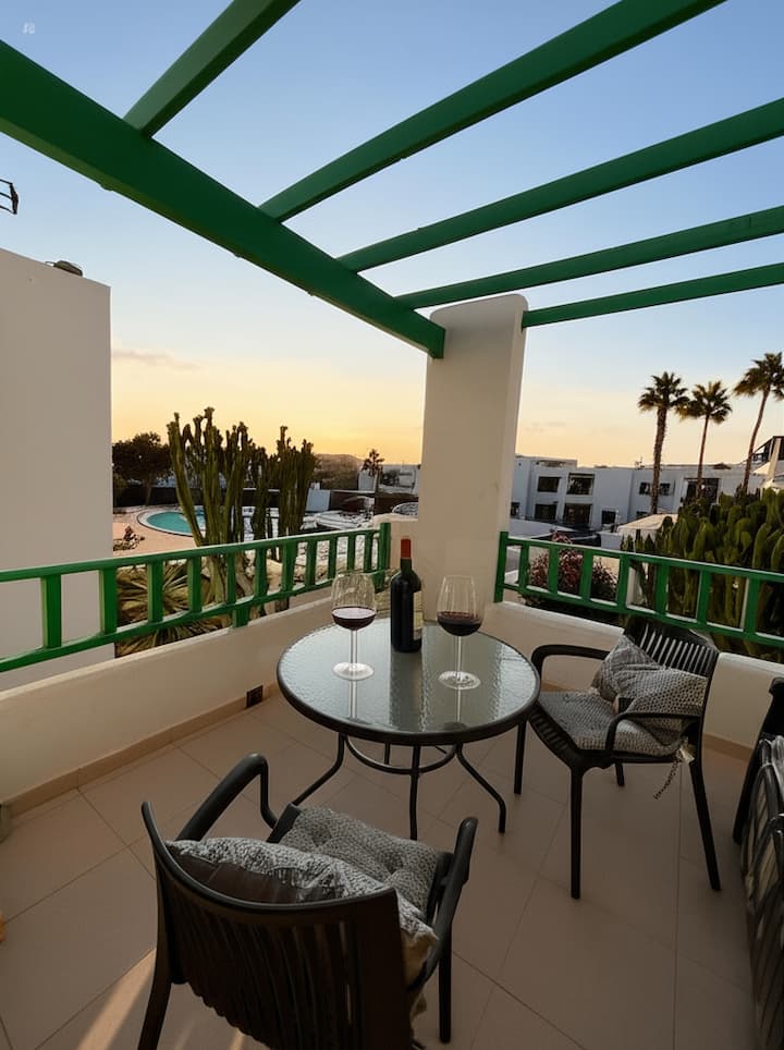 Apt. Lumineux Vue Mer, Balcon, Piscine Et Wifi - Costa Teguise