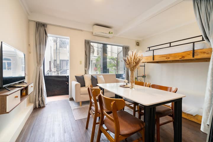 1br - 3bed W Balcony | 1-4 Pax | 5’ To Hop On/off - Hô Chi Minh-Ville