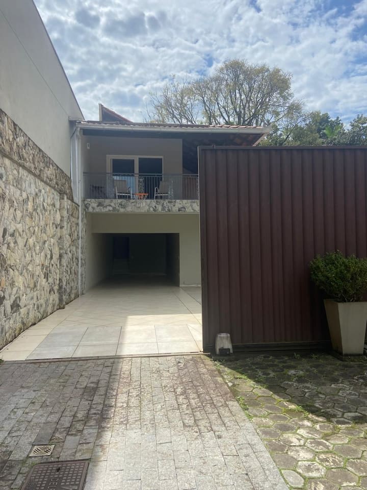 Suíte Espaçosa A 5 Minutos Da Oktoberfest - Blumenau