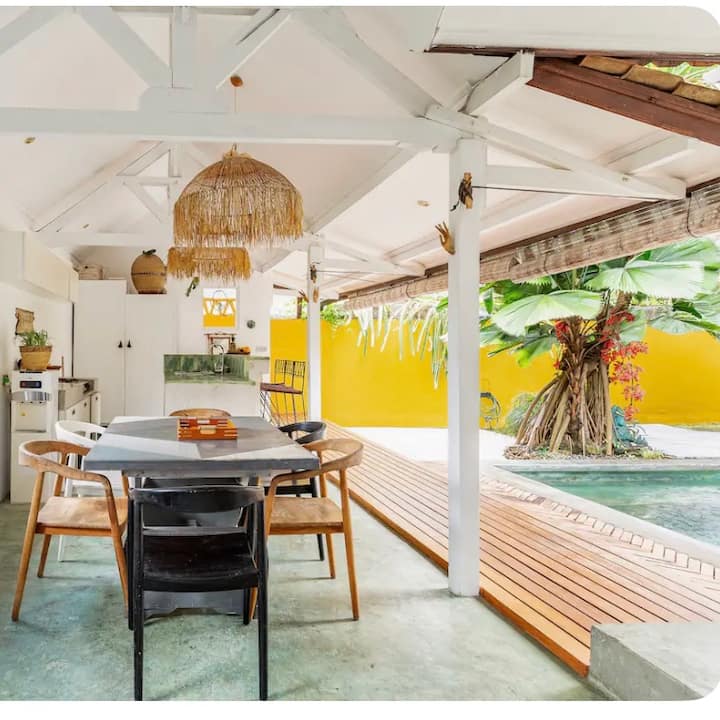 Downtown Oasis / Poolside / Yoga Space - Ubud