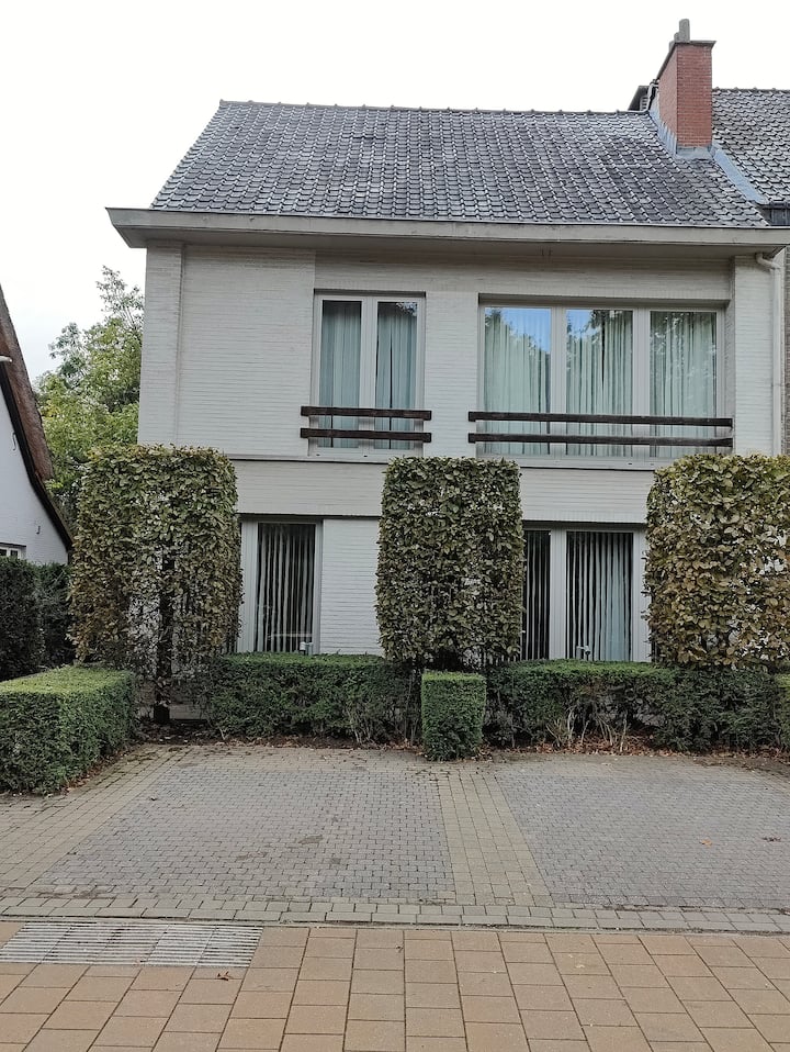 Appartement Met Terras En Tuin In Dorp Schilde - Zoersel