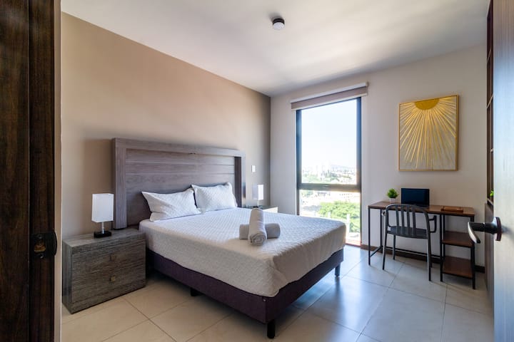 1 Ac - Fast Wifi - Rooftop - Parking - Private. - Guadalajara