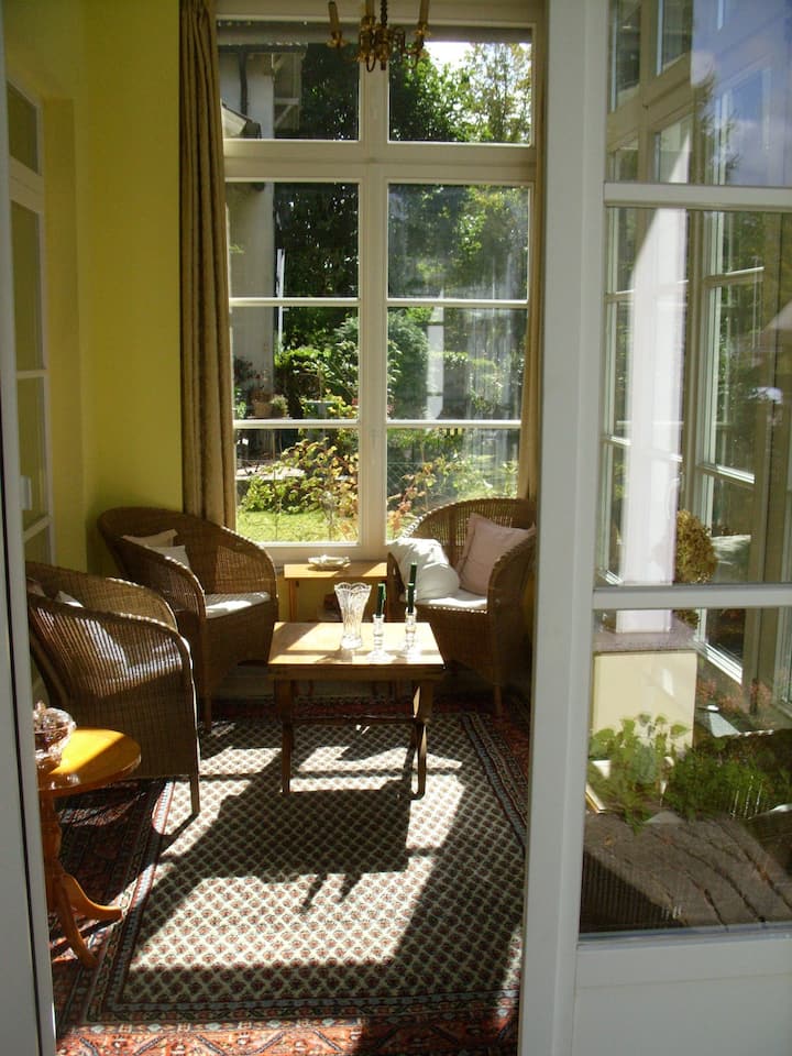 Einliegerwohnung In Schöner Gründerzeit Villa - Bargteheide