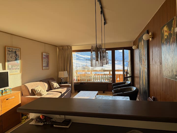 Apartment/ Flat - Alpe D'huez At The Feet Of Slopes With Great Mountain View. - L'Alpe d'Huez