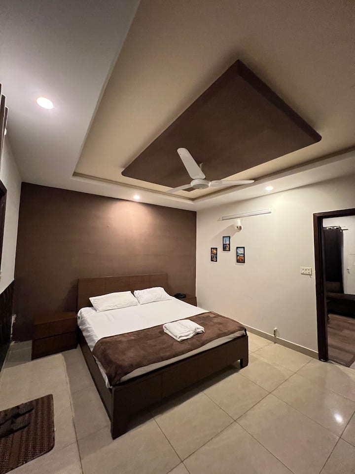 Cozy 1 Bhk Apt | Kitchen, Balcony, Self Check-in - 伊斯蘭馬巴德