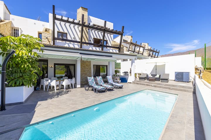 Estepona West Family Townhouse Salvador - Estepona