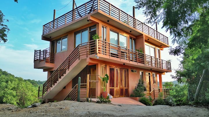 2 Bedroom Loft W/ Private Garden - Mazunte