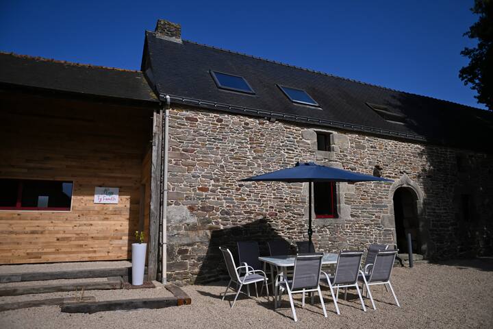 Gîtes Ty Familh, Maison Familiale En Pleine Nature - Rohan