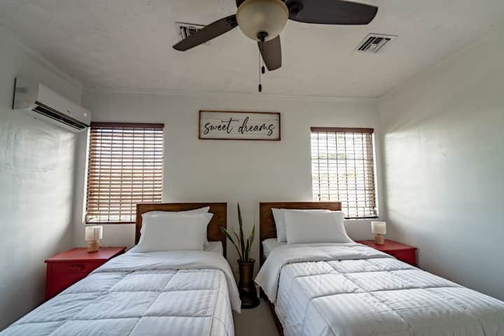 Southern Jewel | 1-br Stay W/ King Or Twin Beds - The Bahamas