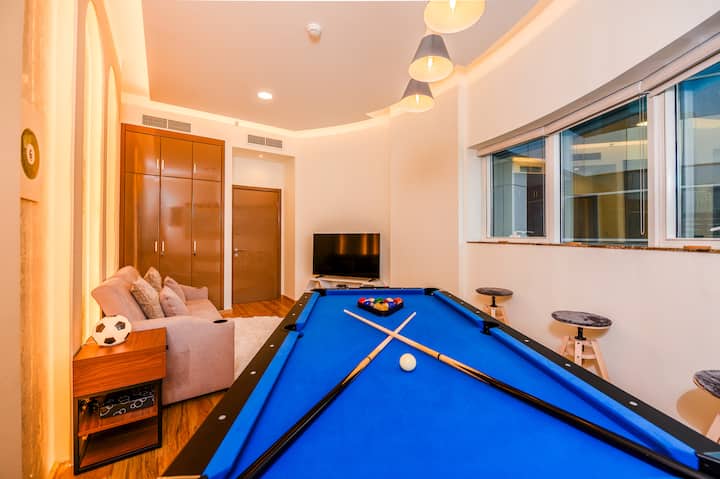 Luxurious 2.5 Br With A Pool Table At Marina Walk - Dubai Marina