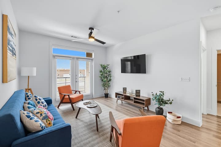 001 Chic 2b Condo| Pool & Gym Near Stockyard - 포트워스