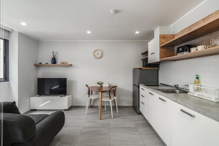 Pool View Condo In Chalong. Perfect Location - 푸켓