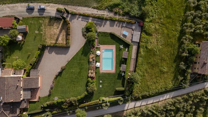 Piscina Privata In Porzione Di Colonica,10 Pax - Italie