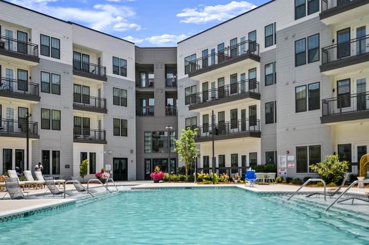 Cheerful 1bd Apt | Hollywood | Free Parking - Los Angeles, CA