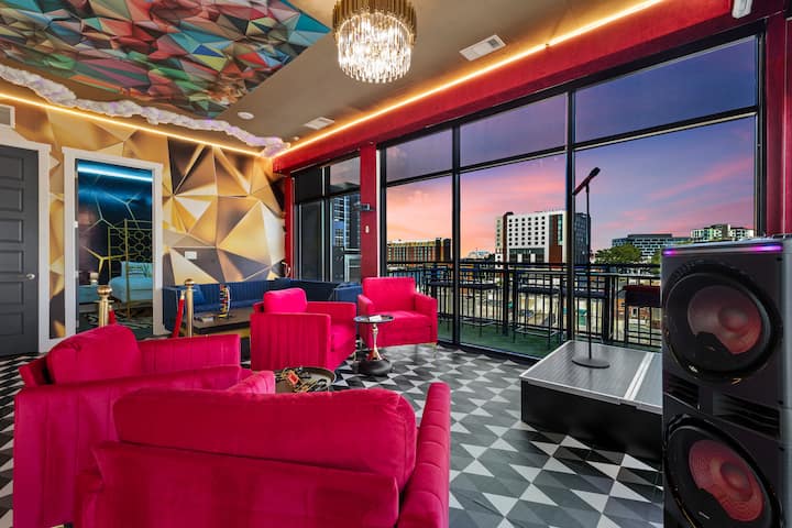 Sky High Penthouse 8minswalk2dt Balcony Free Park - Nashville, TN