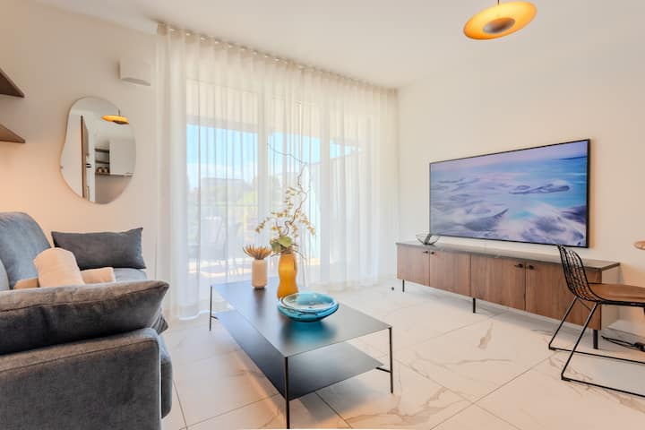 Saint Laurent : Studio Terrasse, Piscine & Clim - Nizza