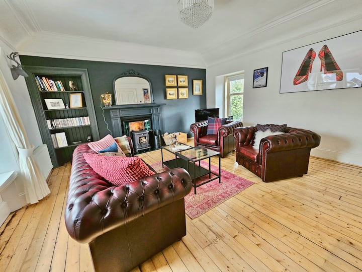 Award Winning, Stylish Caman House, Cairngorms. - Newtonmore
