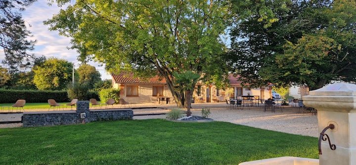 2 Gîtes De Charme 22 Personnes - Bourg-en-Bresse