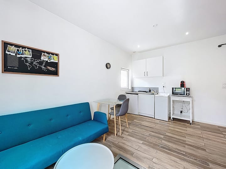 Bngo | L'interlude Bleu | T2, Hôpital Mermoz - Lyon