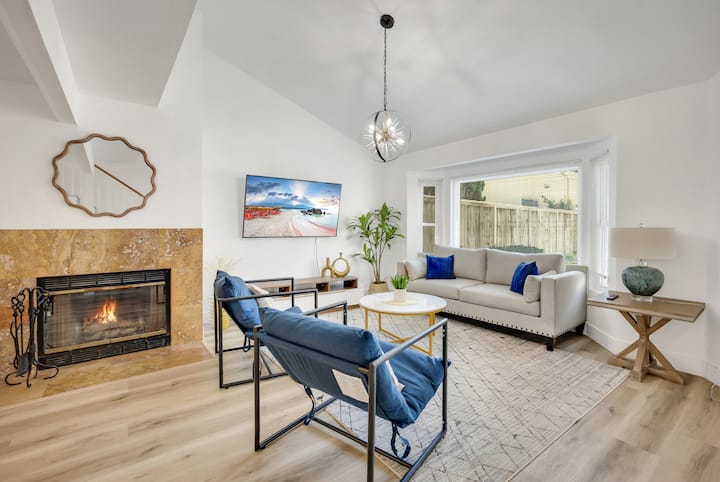 Beautiful Relaxing Home Walkable To The Beach - Downey, CA