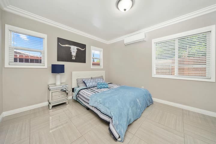 Private 1b1b Apt In Baldwin Park-la - Covina, CA