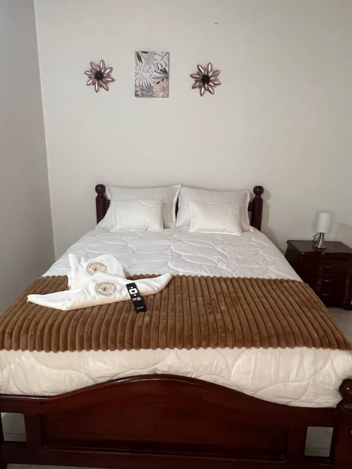 Apartamento De 2 Habitaciones Con Cocina Y Baño - Bogota