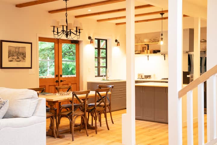 【中長期滞在がおすすめ！】緑豊かな環境の閑静な一軒家で都会の喧騒から離れたひと時を - 逗子市