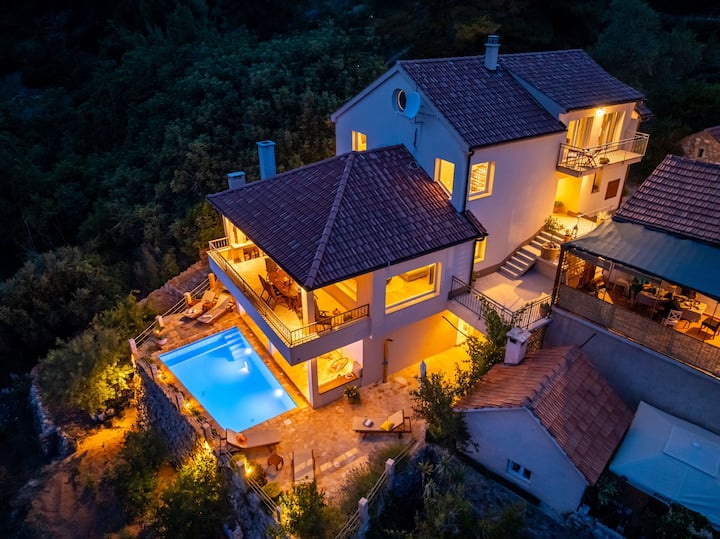 Villa Amaria
View For The Soul - Stari Grad