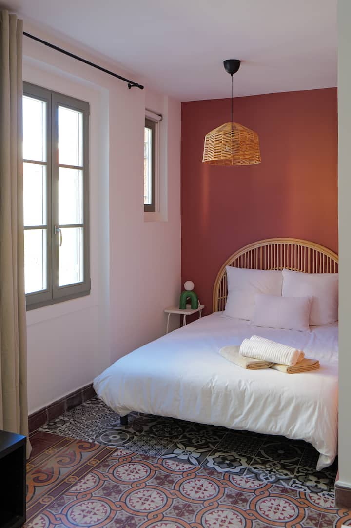 Studio Provençal Avec Terrasse, à 2 Pas De Monaco - Monte-Carlo