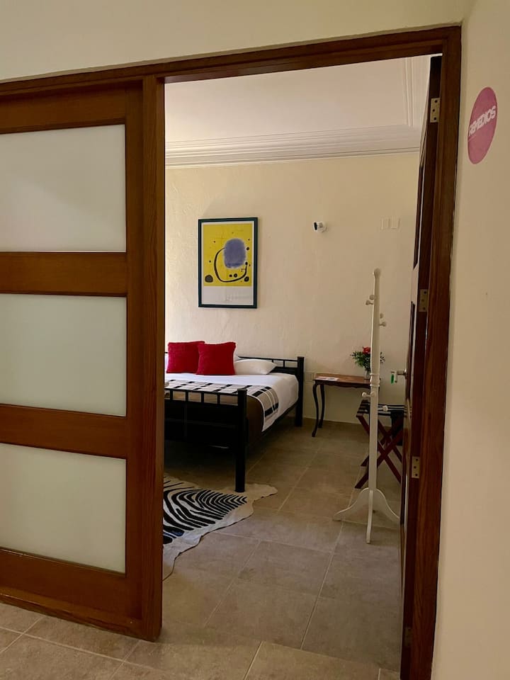 Habitación Doble Privada Con Terraza Y Medio Baño - Mexico City