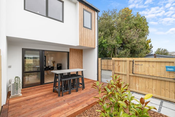 Discover A Brand New Apartment In Vibrant Chch - Christchurch