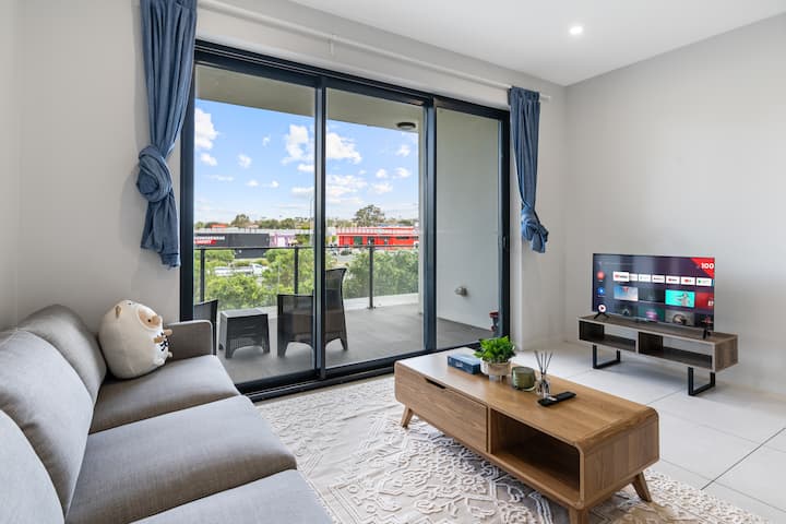 2-bedroom Apartment Balcony Close To All Hotspots - Brisbane